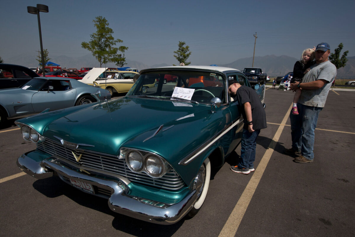 Veteran Car Show and Cruise attracts thousands of spectators | News ...